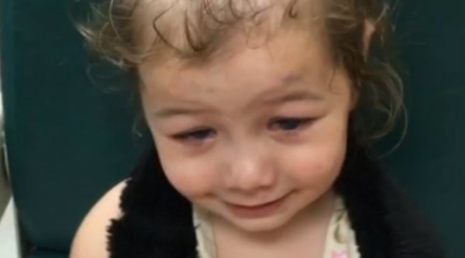 Little girl receives miracle eye surgery and sees her mom for the first ...