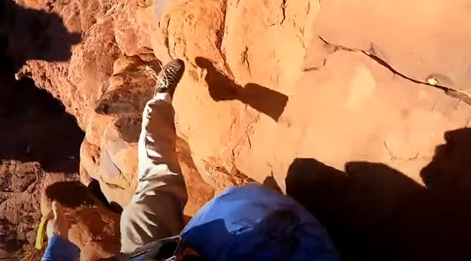 Base Jumper Has A Close Call With Death On Rock Tower In Utah - SnapMyTales